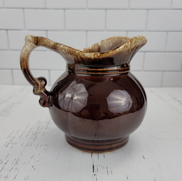 Mccoy | Accents | Vtg Mccoy Pottery 7528 Brown Drip Glazed Pitcher ...